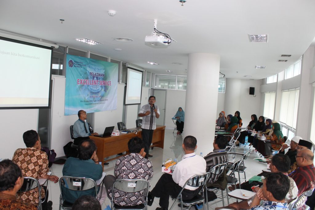 Pelatihan Excellent Service – DSDMO